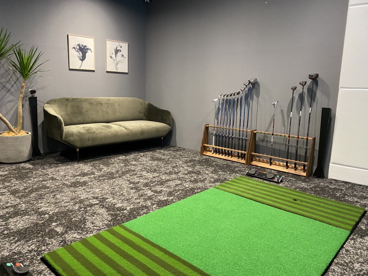 Lounge Range 中目黒がオープンしました | LoungeRange（ラウンジレンジ）｜24時間営業の会員制インドアゴルフ場 ...