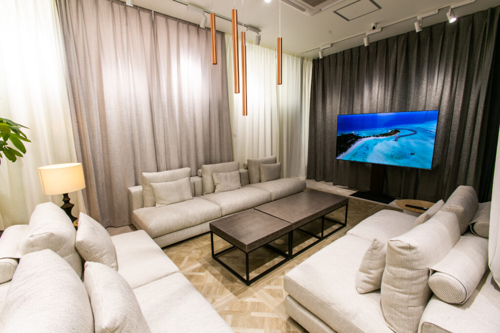 Lounge Range 赤坂見附がOPENしました！ | LoungeRange（ラウンジレンジ）｜24時間営業の会員制インドアゴルフ場 ...